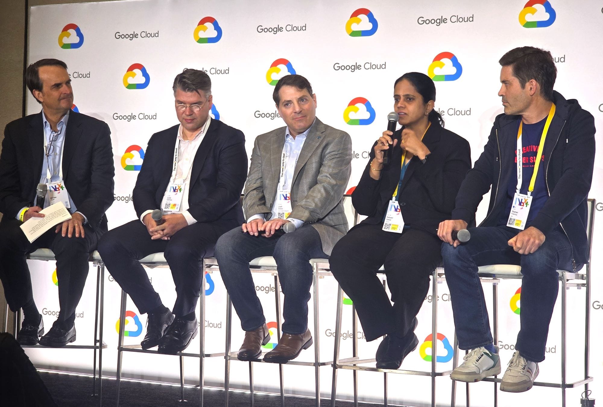 AI focus groups, RAG in the contact centre: AI deployments...