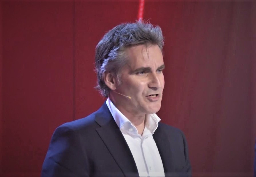 New Shell Group CIO: Jay Crotts passes Robert Van Rutten the baton